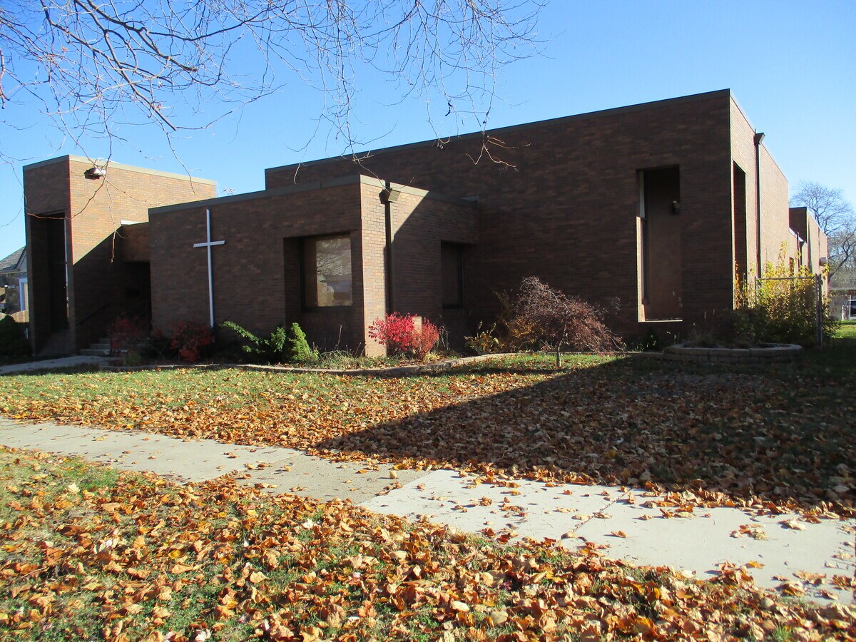 11355 S Central Park Ave, Chicago, IL 60655 | LoopNet