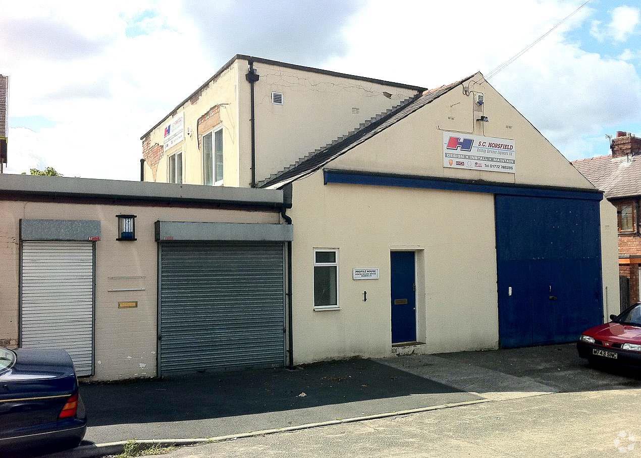 Hardcastle Rd, Preston, PR2 3DN | LoopNet