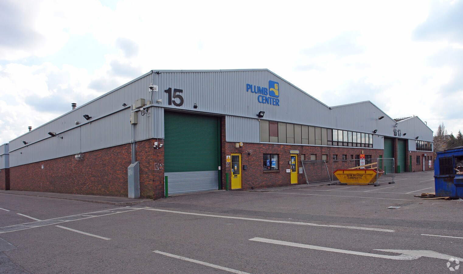 Stadium Way, Reading, RG30 6BX | LoopNet