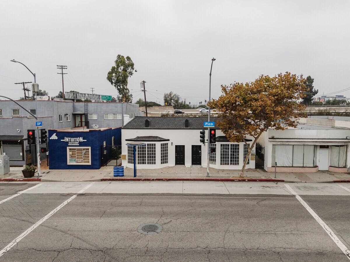 3307-3309 Pico Blvd, Santa Monica, CA 90405 - Retail for Sale | LoopNet