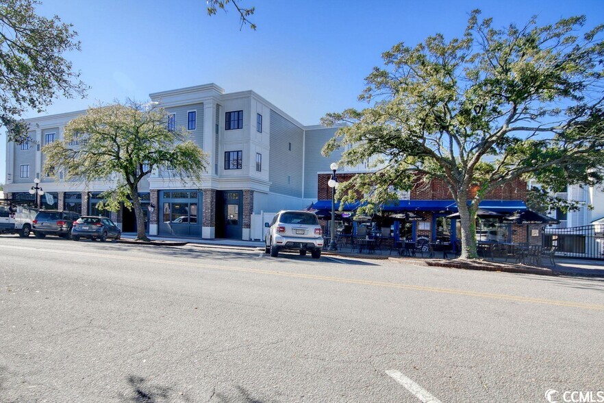 619 Front St, Georgetown, SC 29440 - SoCo Grille | LoopNet