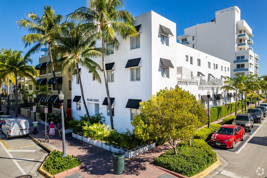 205 Collins Ave, Miami Beach, FL 33139 | LoopNet