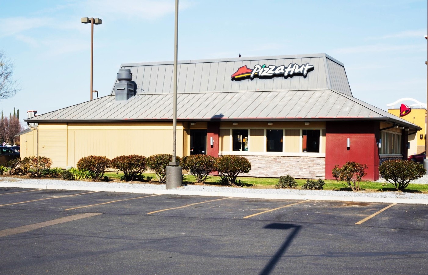 1029 N Lemoore Ave, Lemoore, CA 93245 - Retail for Lease | LoopNet