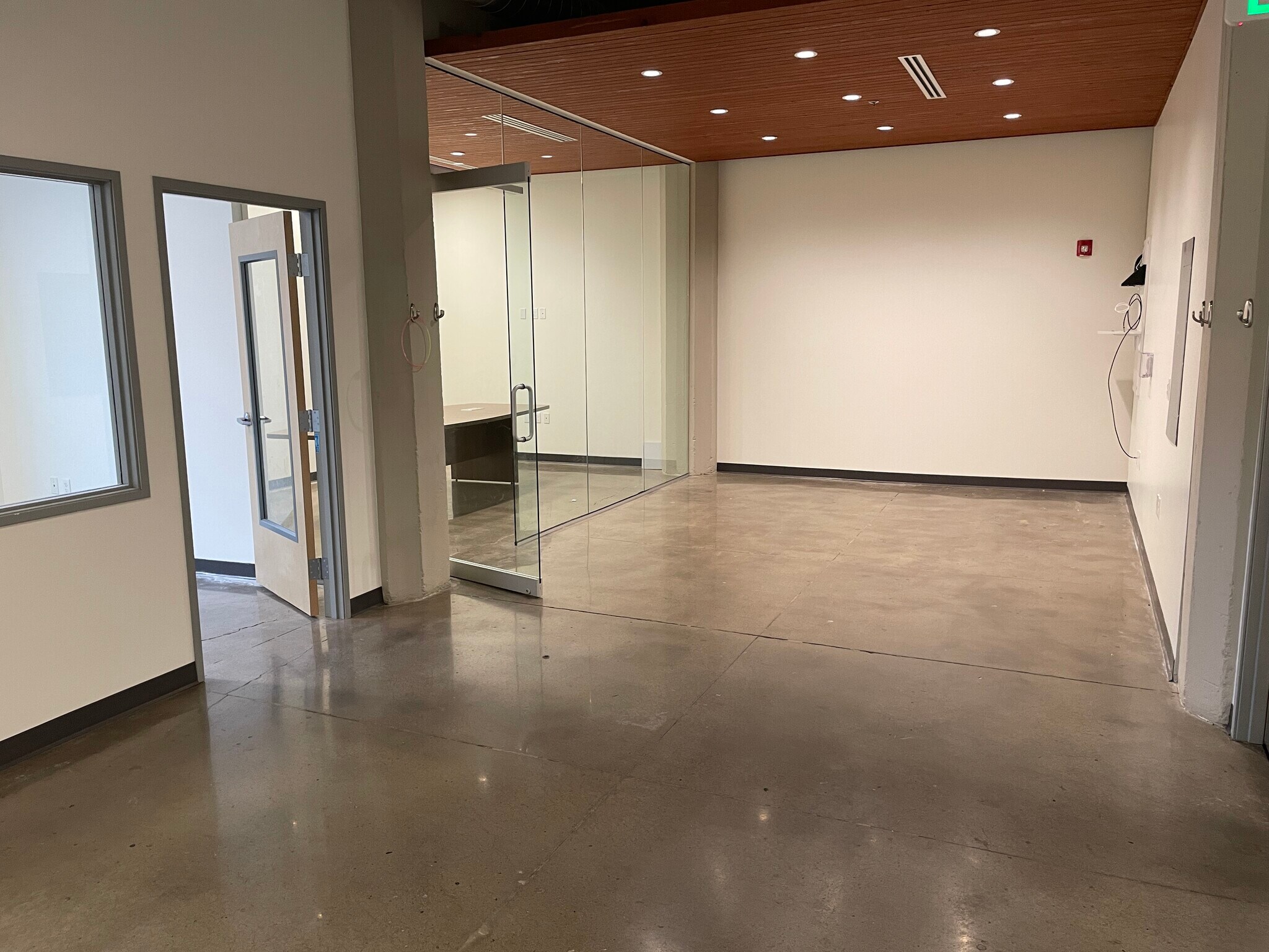 80 SE Madison St, Portland, OR 97214 - The Waterman Building | LoopNet