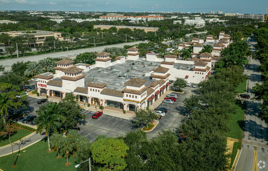 1200 Yamato Rd, Boca Raton, FL 33431 - Shoppes of Blue Lake | LoopNet