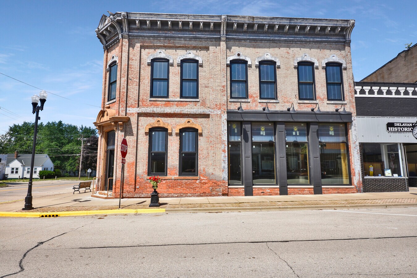 323 S Locust St, Delavan, IL 61734 - Industrial for Sale | LoopNet