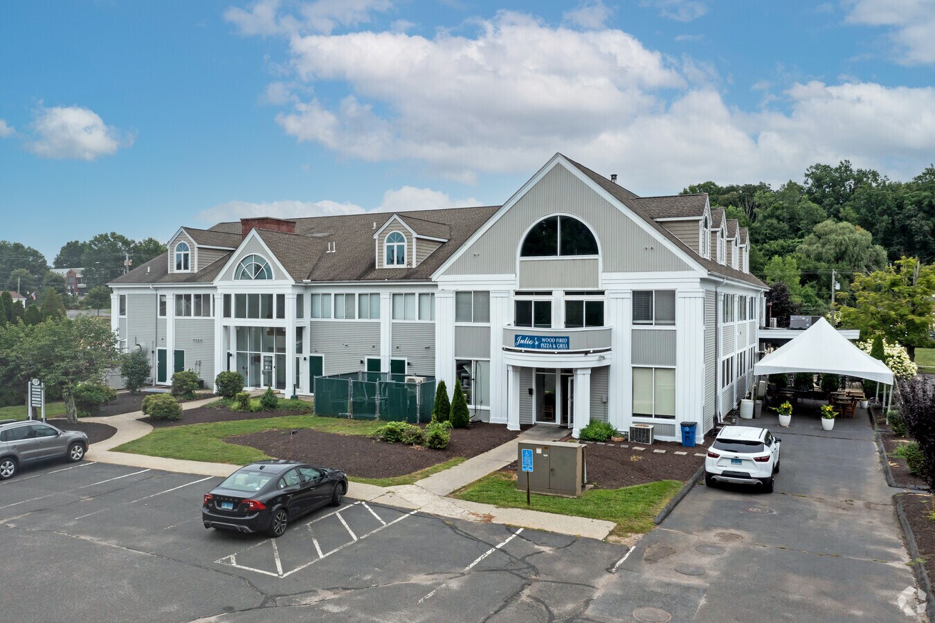 220 Main St S, Southbury, CT 06488 | LoopNet