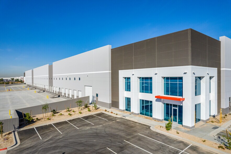 2020 W Guadalupe Rd, Gilbert, AZ 85233 - Continental Tech Center | LoopNet