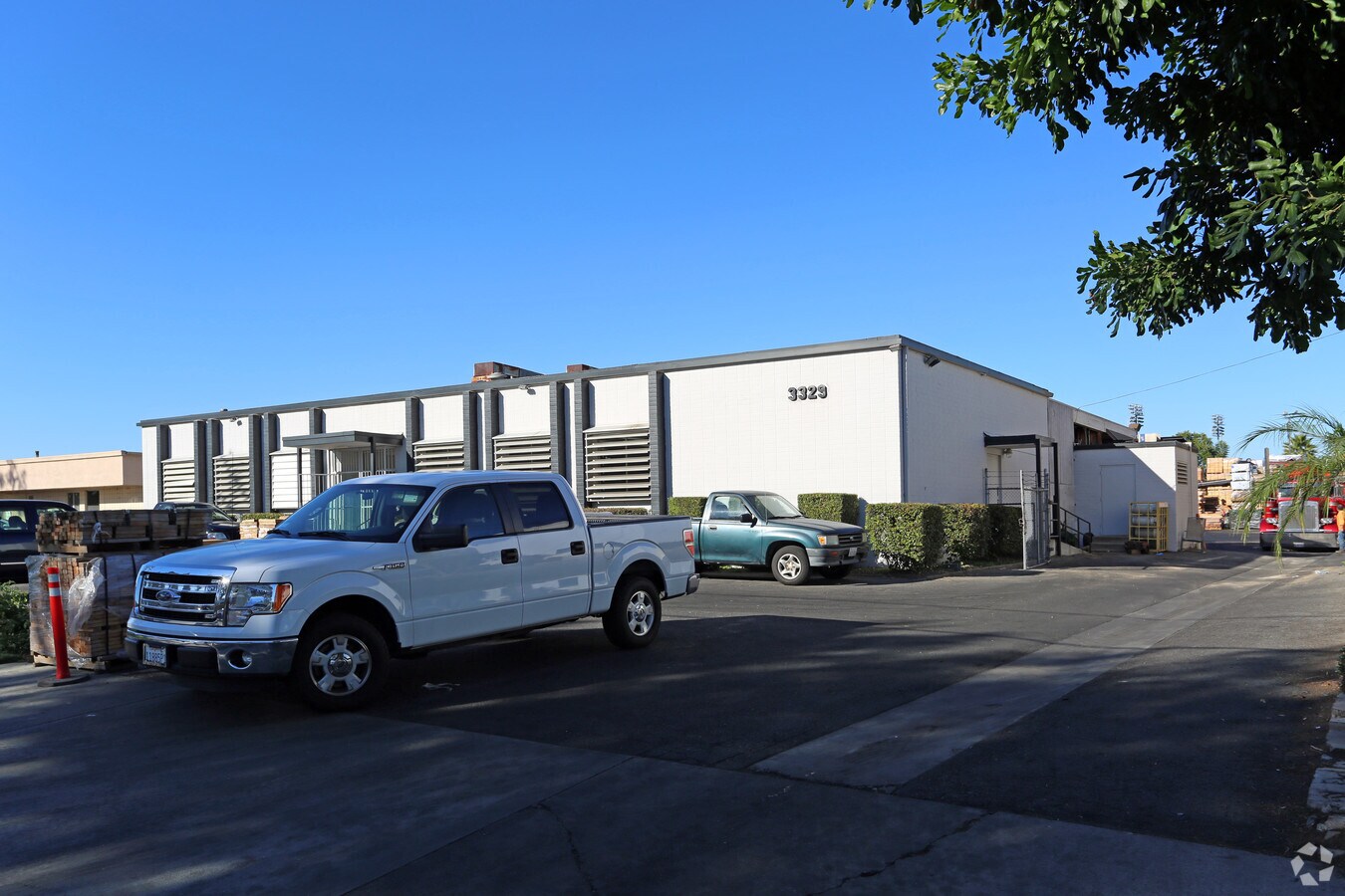 3329 W Castor St, Santa Ana, CA 92704 | LoopNet