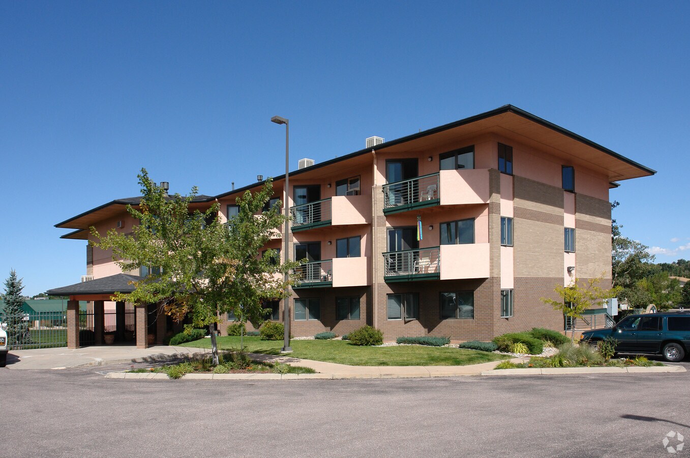 5560 Library Ln, Colorado Springs, CO 80918 | LoopNet