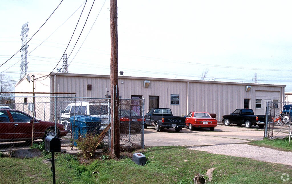 10830 Craighead Dr, Houston, TX 77025 | LoopNet