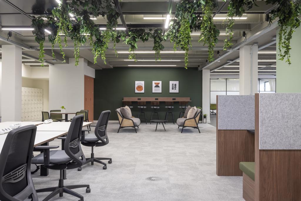 51-53 Great Marlborough St, London, W1F 7JT | LoopNet