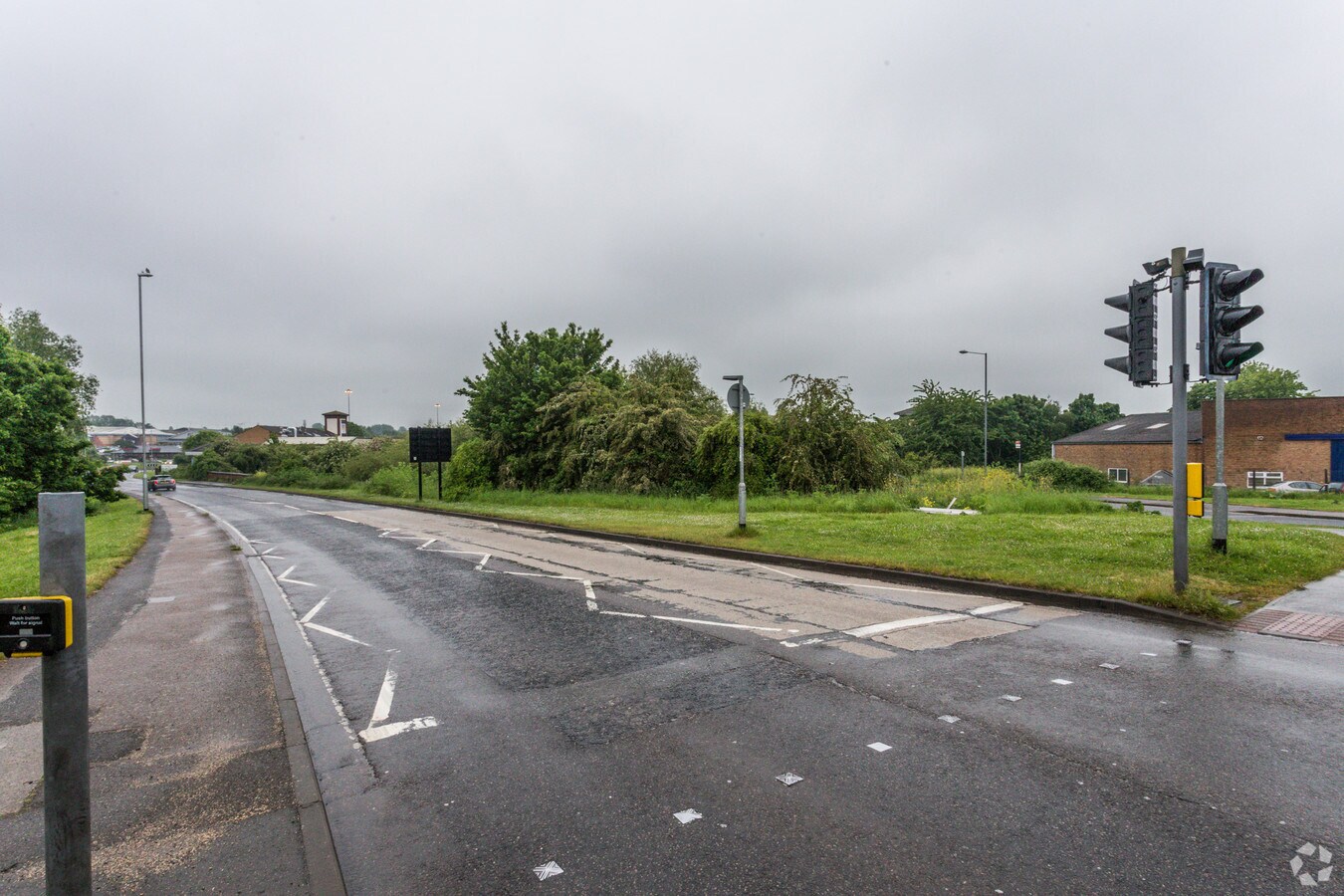 Pytchley Rd, Kettering, NTH NN15 6JQ | LoopNet