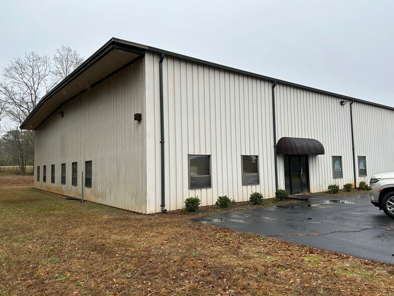 575 Smith Cemetery Rd, Winder, GA 30680 - Price Reduced | LoopNet 575 Smith Cemetery Rd, Winder, GA 30680 - Price Reduced | LoopNet
