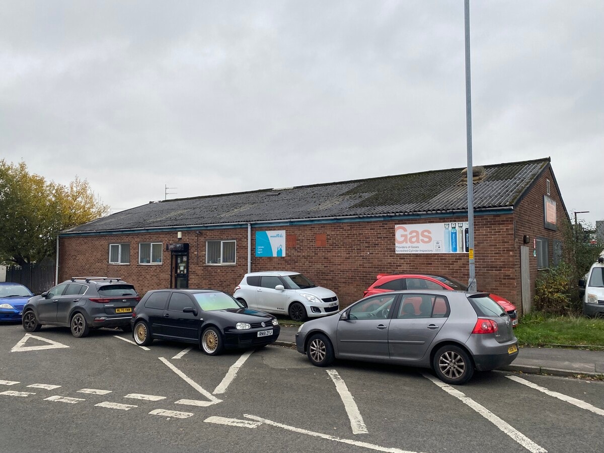 Unit 15 Turner St, Ashton Under Lyne, OL6 8LT | LoopNet
