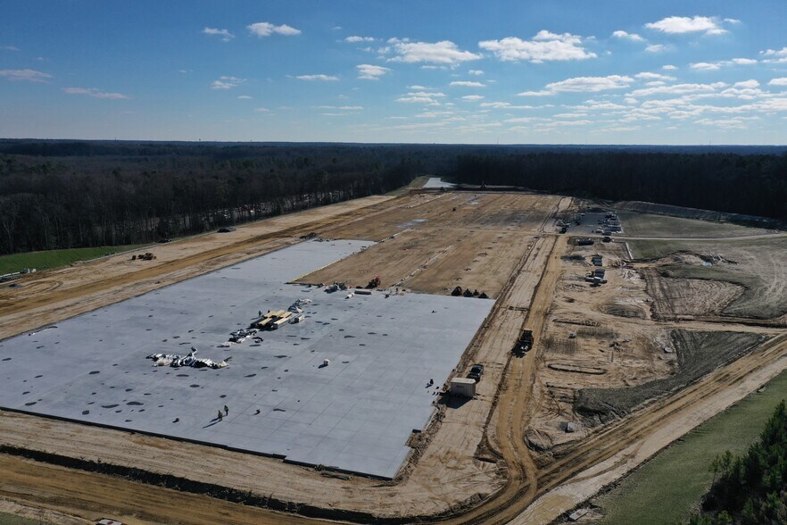 16401 Walthall Industrial Pky, South Chesterfield, VA 23834 - AXIAL Gateway 95 | LoopNet