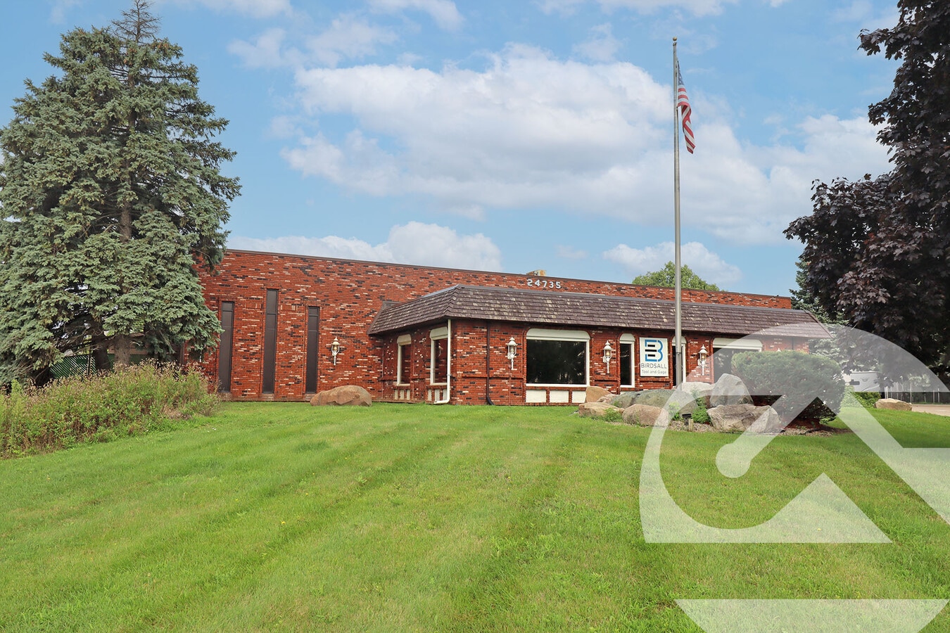 24735 Crestview Ct, Farmington Hills, MI 48335 | LoopNet