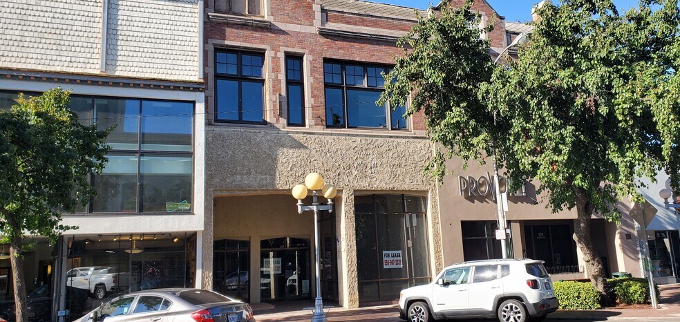 117 E Main St, Visalia, CA 93291 | LoopNet 117 E Main St, Visalia, CA 93291 | LoopNet