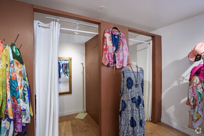 Retail Space for Sale | LoopNet