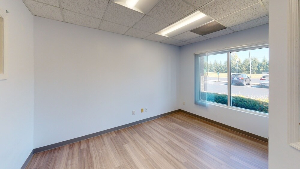 1110 Arbor Dr, Decatur, IL 62526 - Office for Sale | LoopNet