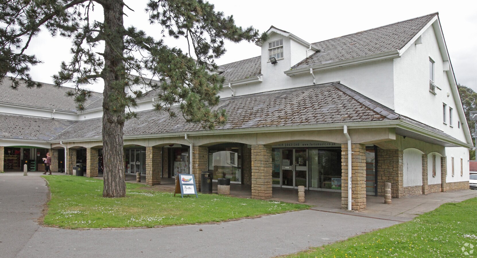 Danescourt Way, Cardiff, VGL CF5 2SF - Radyr Court Shopping Precinct ...