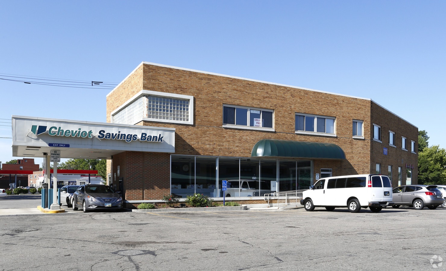 7615 Reading Rd, Cincinnati, OH 45237 | LoopNet