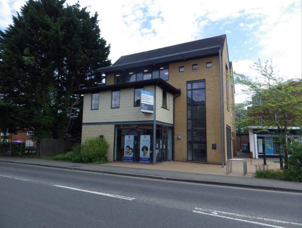 London Rd, Hook, RG27 9GA | LoopNet