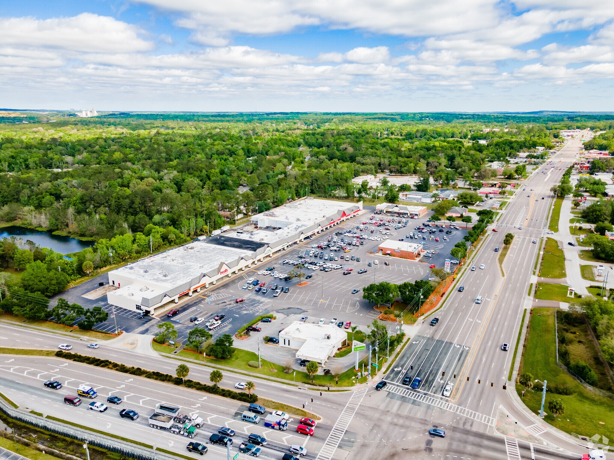 1200 S Broad St, Brooksville, FL 34601 - South Plaza | LoopNet