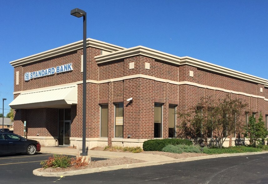 8380 W Cermak Rd, North Riverside, IL 60546 | LoopNet