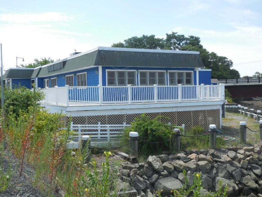 2 Bridge St, Salem, MA 01970 | LoopNet