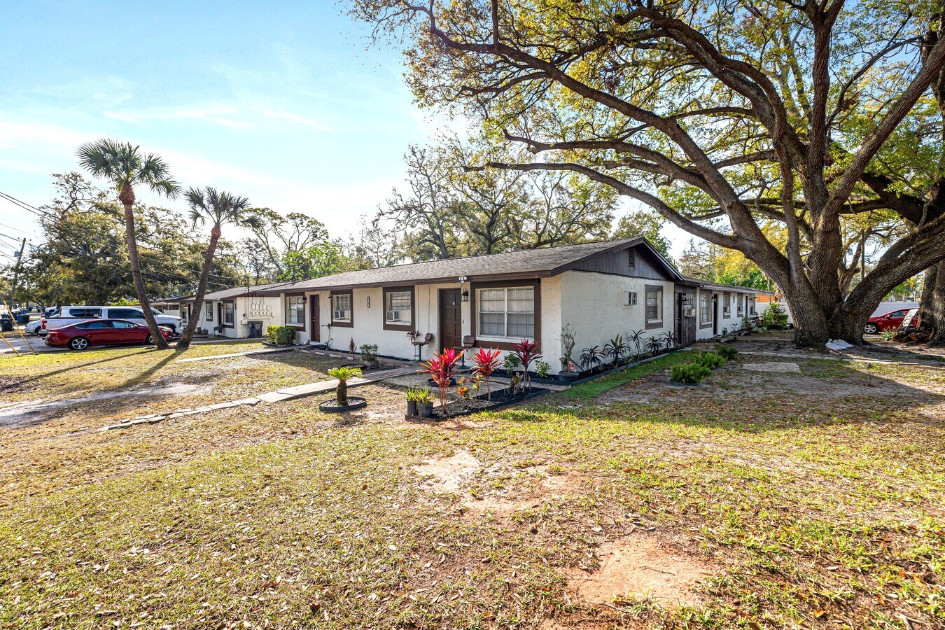 14207 N 12th St, Tampa, FL 33613 | LoopNet