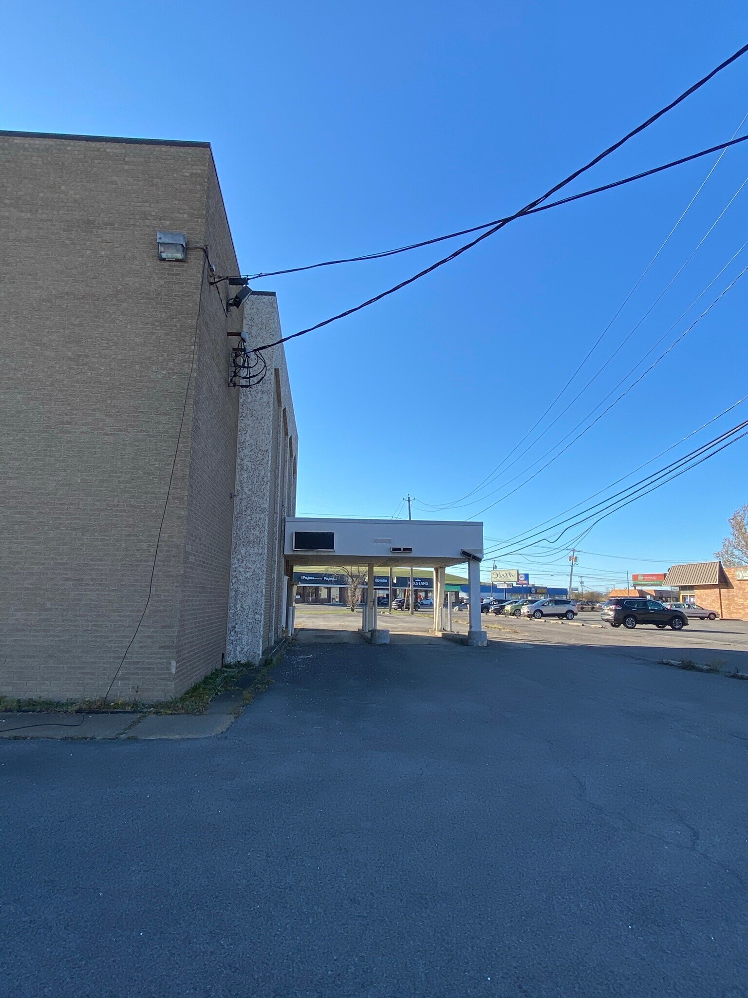 2443 Military Rd, Niagara Falls, NY 14304 - Retail for Sale | LoopNet