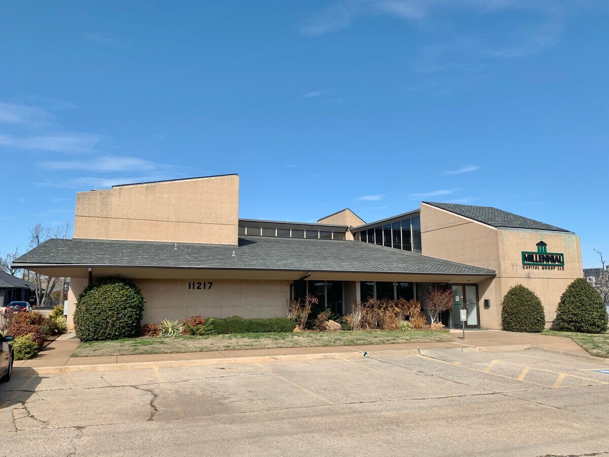 11217 N May Ave, Oklahoma City, OK 73120 | LoopNet