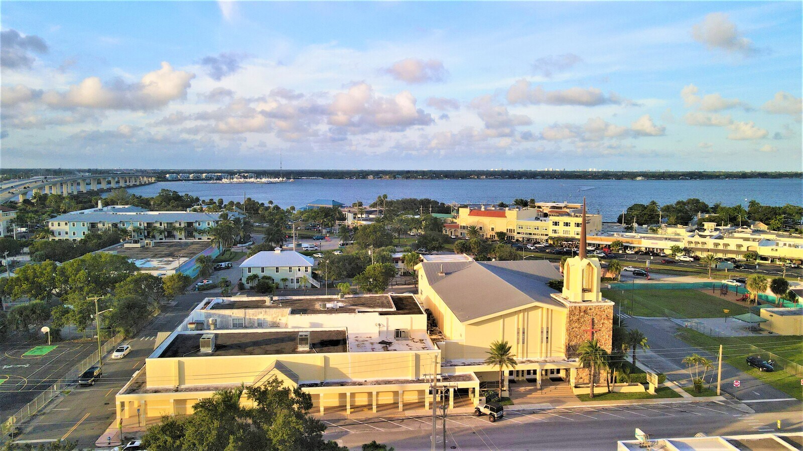 201 SW Ocean Blvd, Stuart, FL 34994 | LoopNet