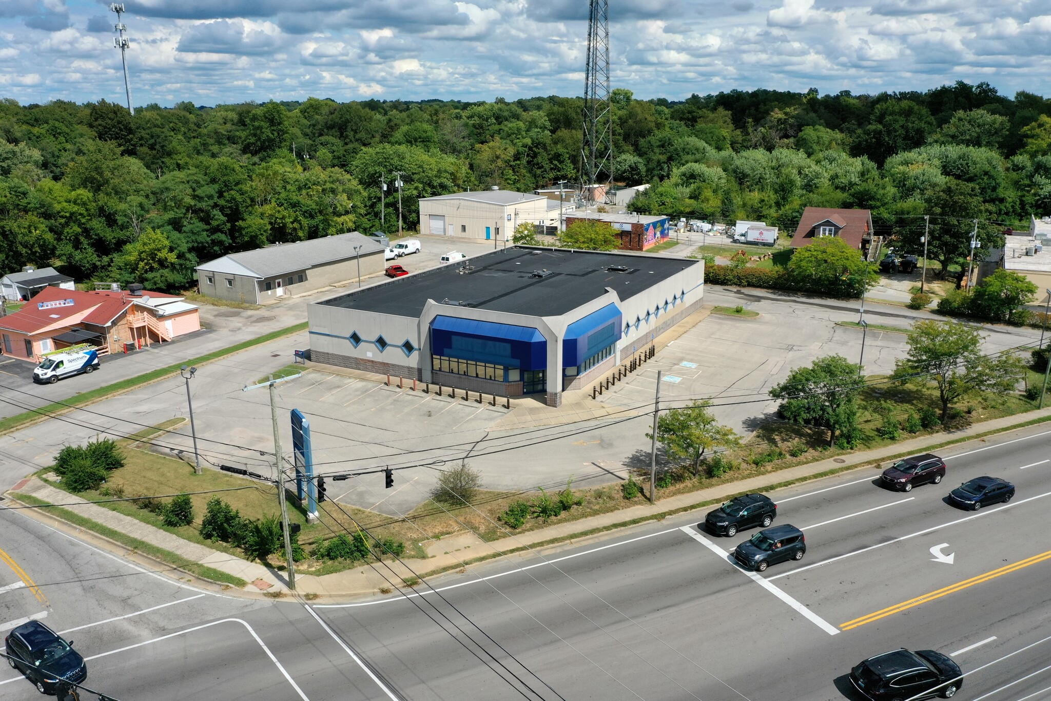 5601 Bardstown Rd, Louisville, KY 40291 - Retail for Lease | LoopNet