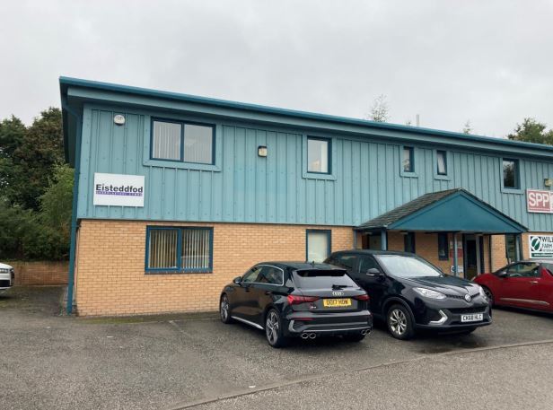 Wrexham Rd, Mold, CH7 1XP | LoopNet