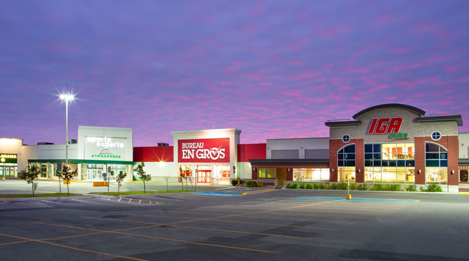 705 Av Du Pont N, Alma, QC G8B 6T5 - Le Centre Alma | LoopNet