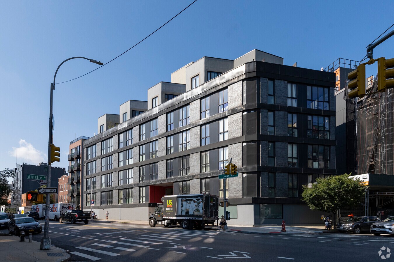 385 Union Ave, Brooklyn, NY 11211 | LoopNet