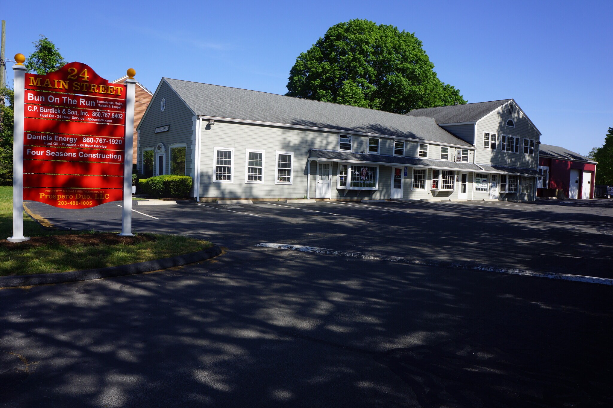24 Main St, Centerbrook, CT 06409 - Office for Lease | LoopNet