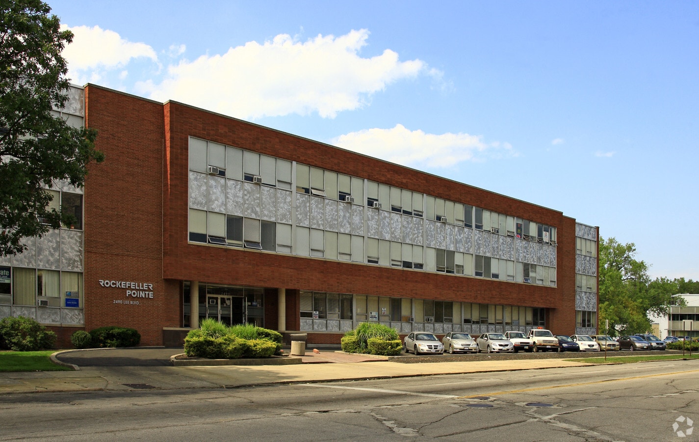 2490 Lee Blvd, Cleveland Heights, OH 44118 | LoopNet