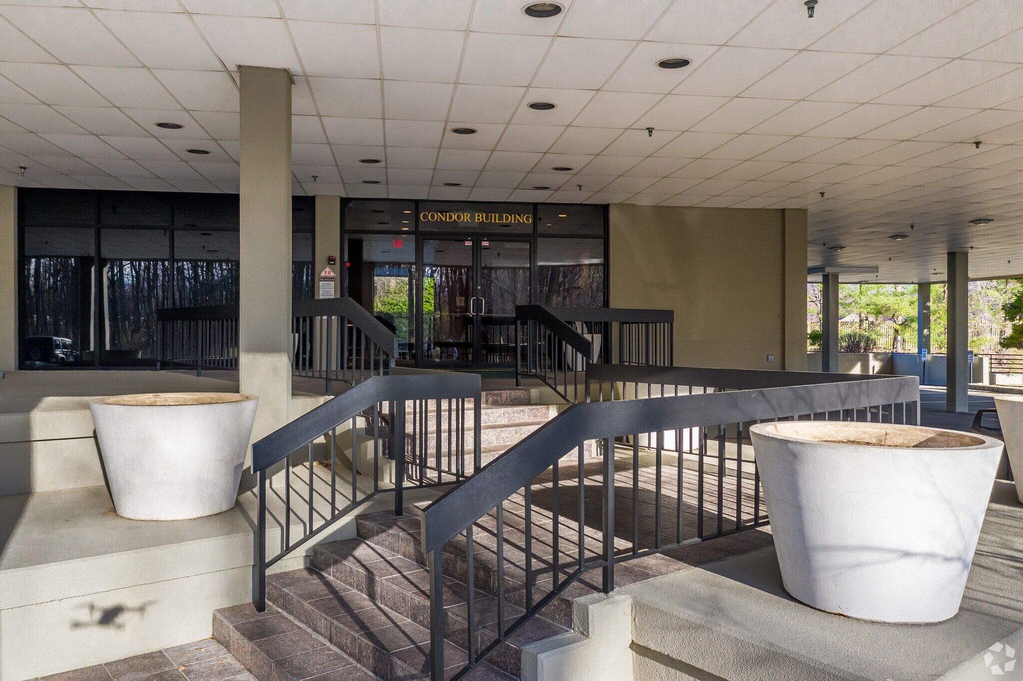 75 Lane Rd, Fairfield, NJ 07004 - The Condor Building | LoopNet