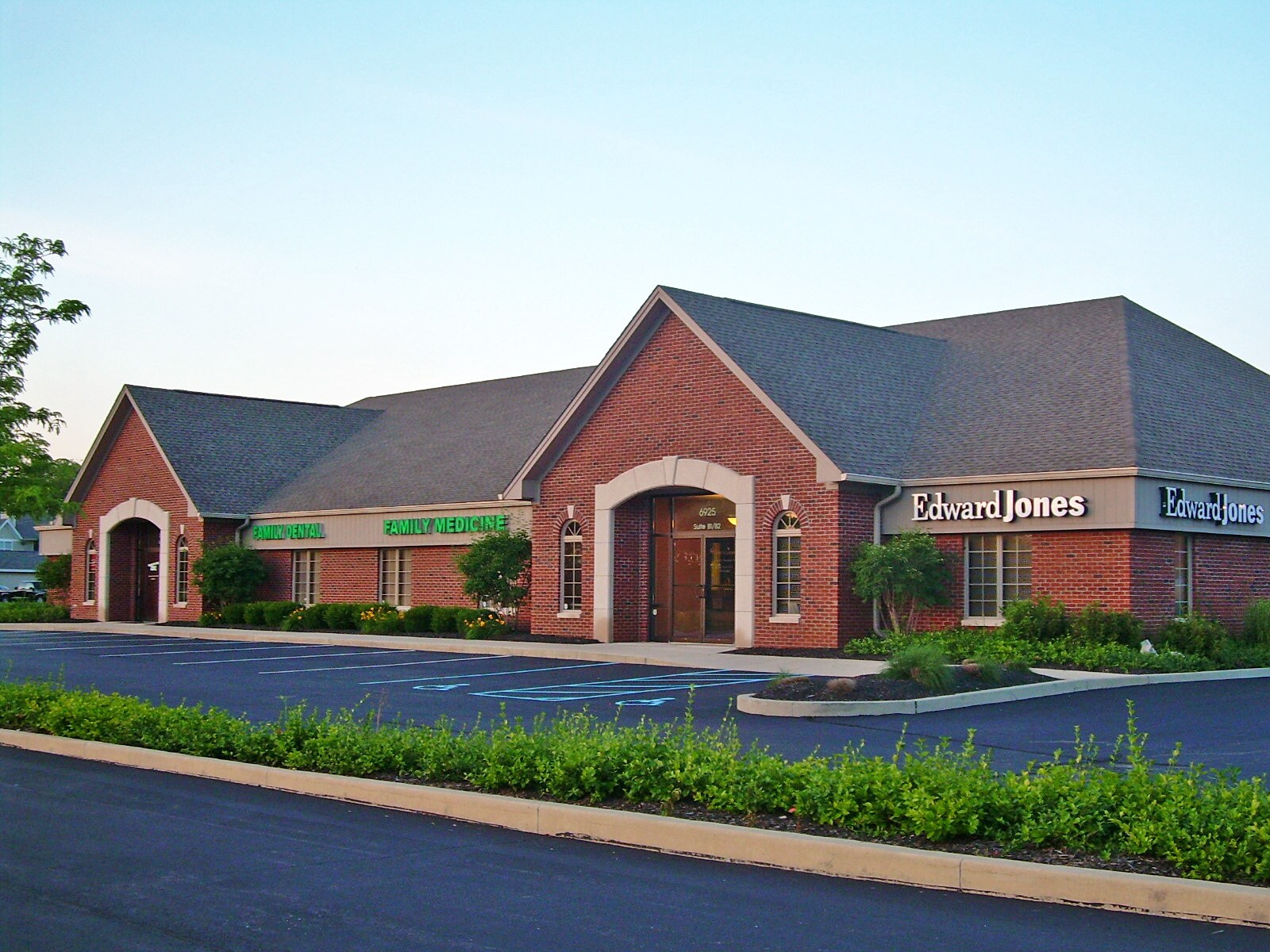 6925 S Harding St, Indianapolis, IN 46217 - Murphy's Landing ...