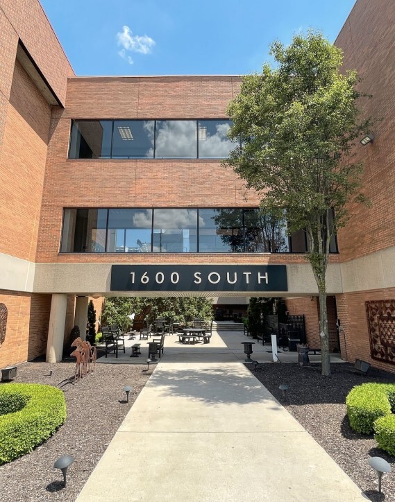 1600 Dublin Rd, Columbus, OH 43215 - South | LoopNet