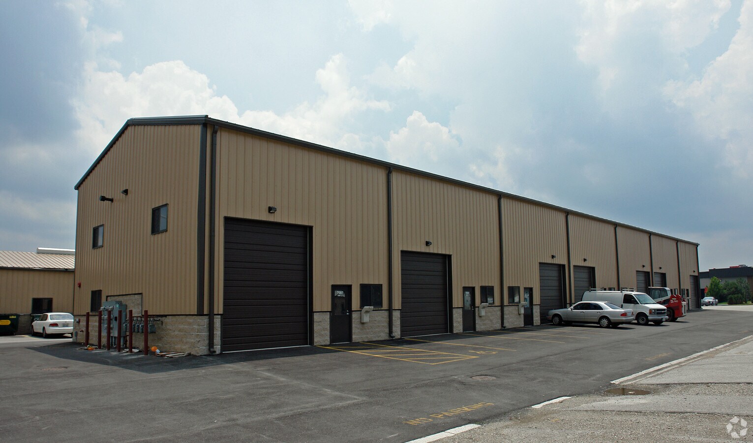 7097 Santa Fe Dr, Hodgkins, IL 60525 - Industrial for Sale | LoopNet