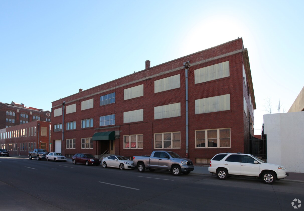 701 E 2nd St, Wichita, KS 67202 | LoopNet