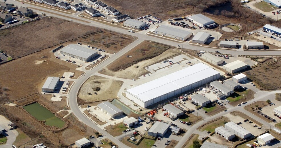 334 Warehouse Dr, Buda, TX 78610 | LoopNet