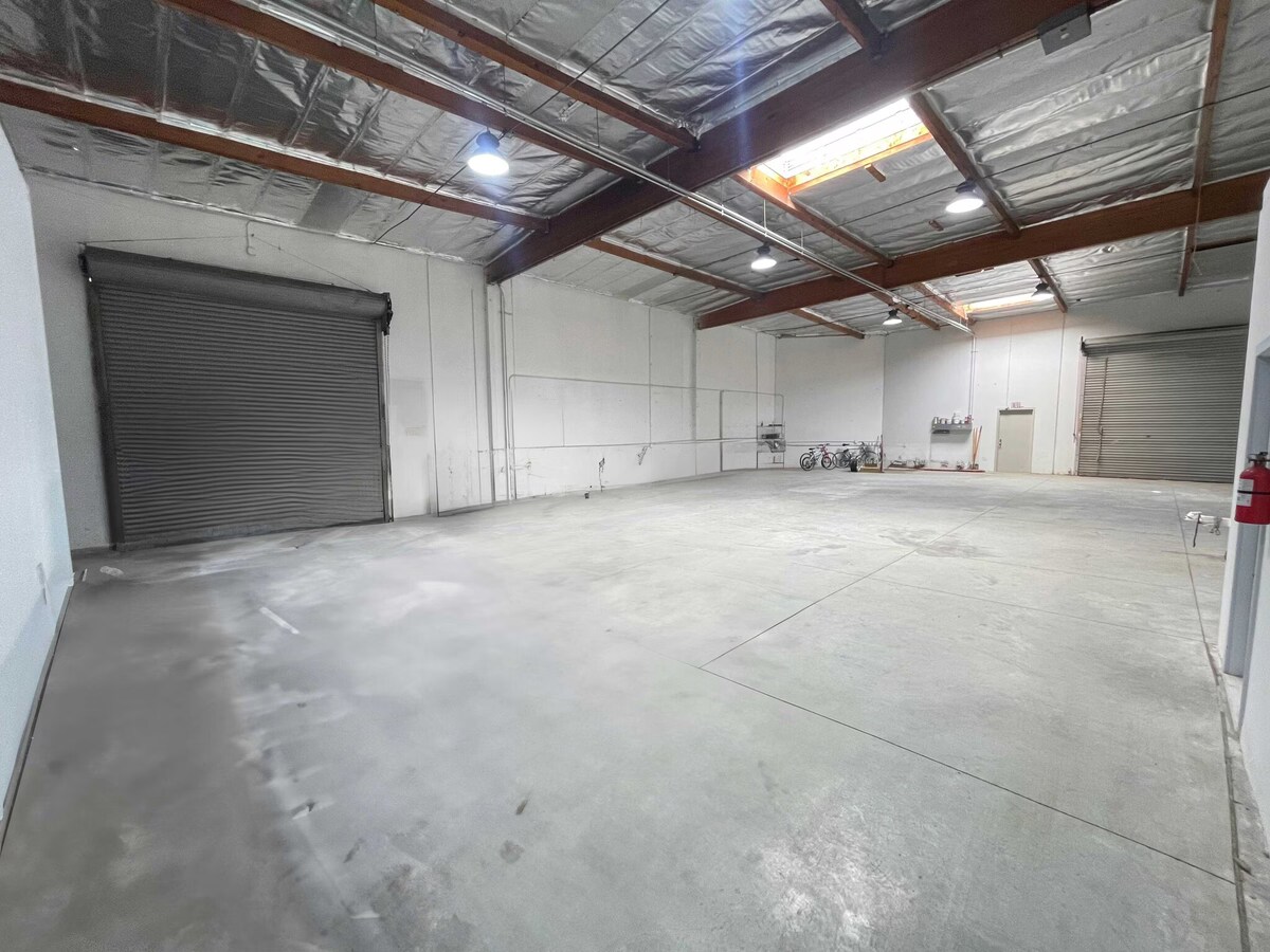 14714 Lull St, Van Nuys, CA 91405 | LoopNet