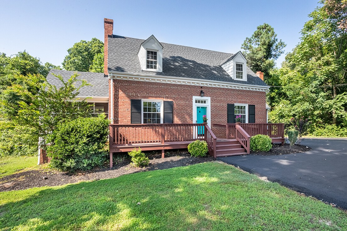 3317 W Hundred Rd, Chester, VA 23831 | LoopNet