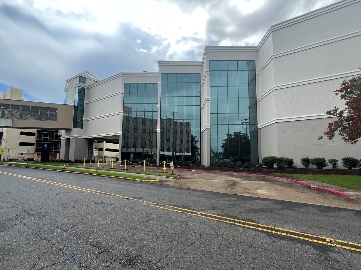 501 Doctor Michael Debakey Dr, Lake Charles, LA 70601 | LoopNet