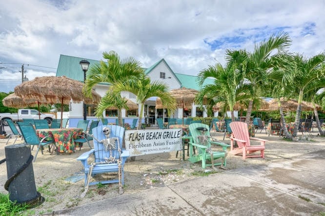 9126 SE Bridge Rd, Hobe Sound, FL 33455 | LoopNet